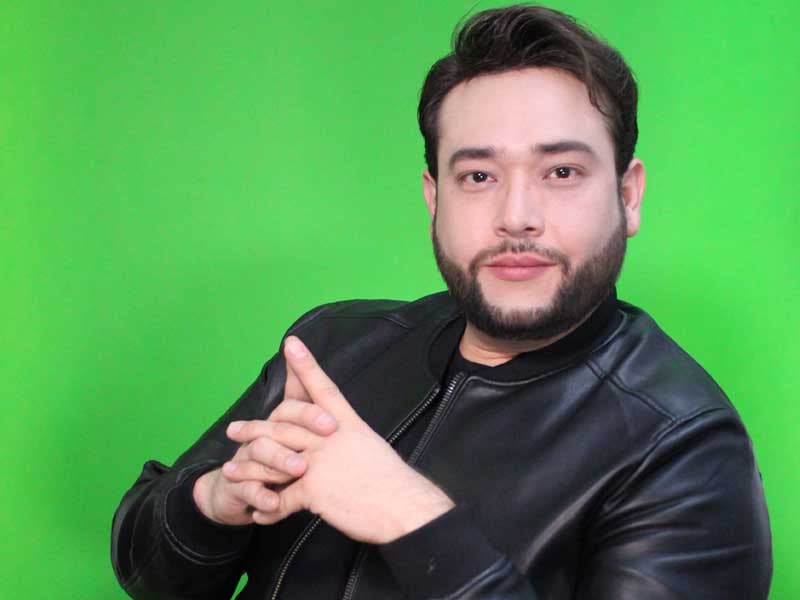 Egresados exitosos UVM: Raúl Martínez, RP de Tinder