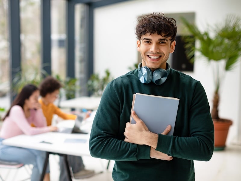 ¿Cómo retomar mis estudios de prepa después de años?